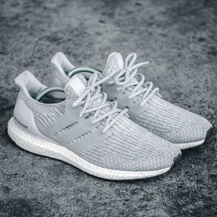 How to Customize Your Sneakers with Reflective Flat Laces – Lace Lab